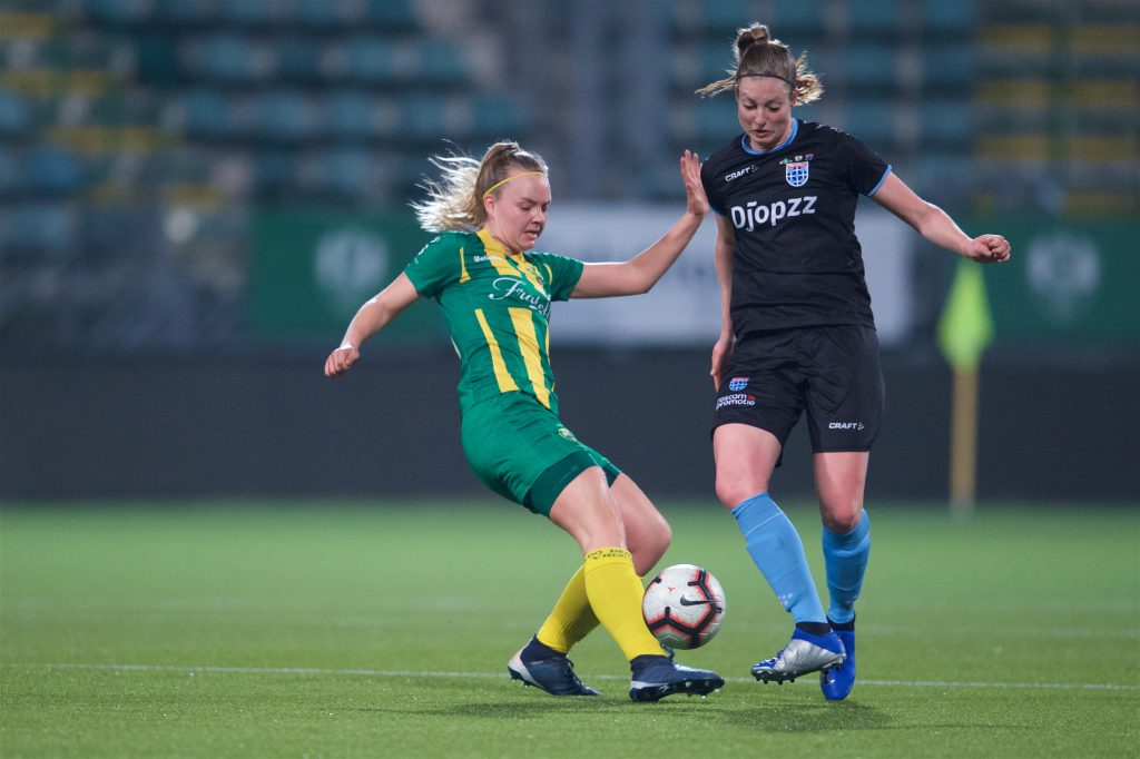 Ontwikkelingen in vrouwenvoetbal, vanuit het perspectief van 'n voetbalster